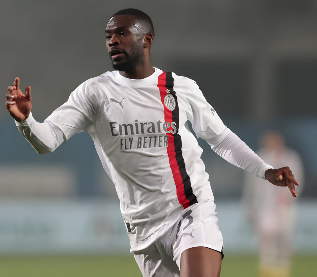 The situation in defence worsens with Tomori's injury - AC Milan have 4 ...