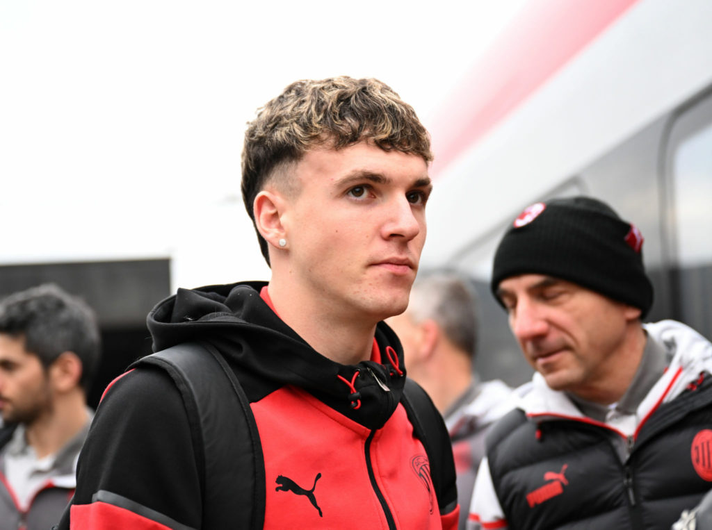 AC Milan's Alex Jimenez changes agencies - He is now represented by ...