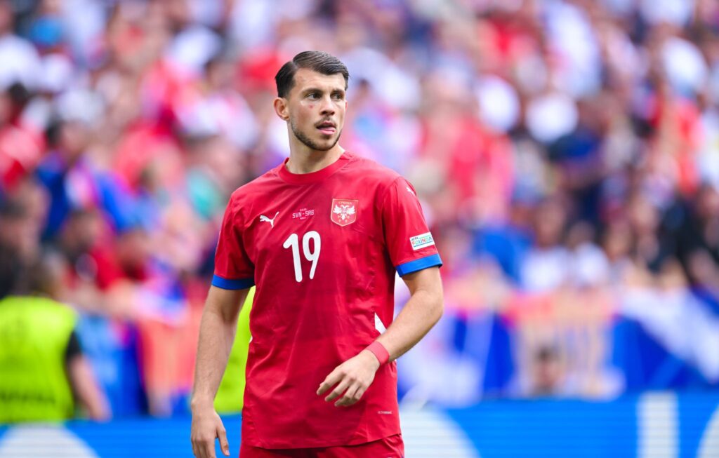 AC Milan plan to meet with Lazar Samardzic's father in the next few ...