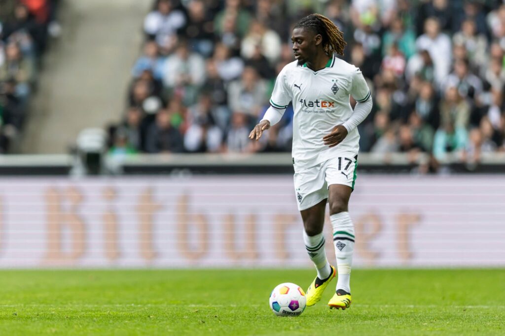 Roma overtakes AC Milan in race to sign Manu Koné - The latest