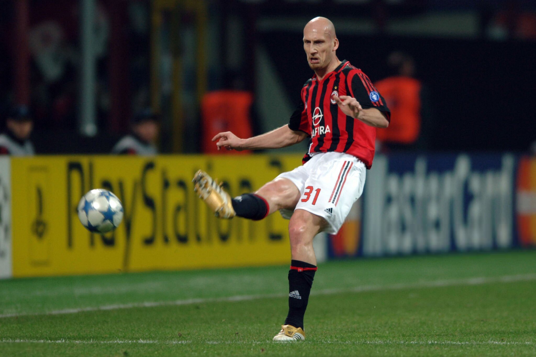 Former Milan defender Stam: "Catching up with Inter? Time to work: the ...