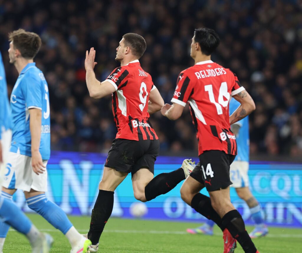Napoli defeat Milan 2 - 1 - Conceicao's team struggles massively