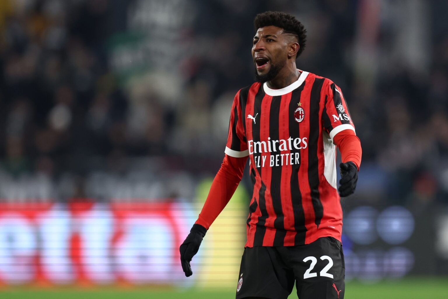 AC Milan's fullback Emerson Royal offered to Besiktas