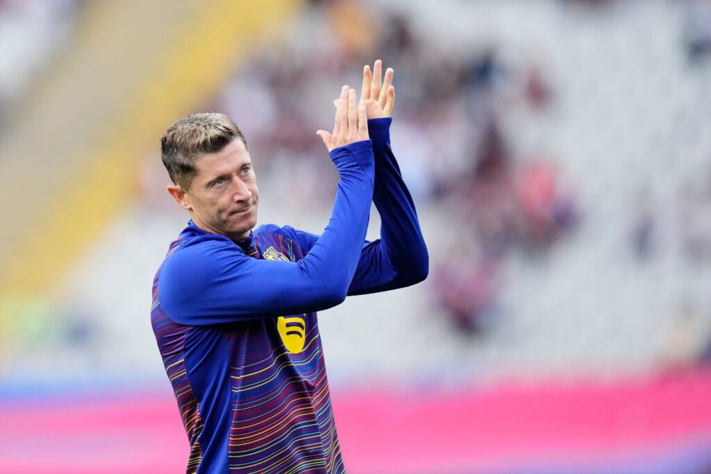 Lewandowski's future in doubt as AC Milan and Juventus watch closely