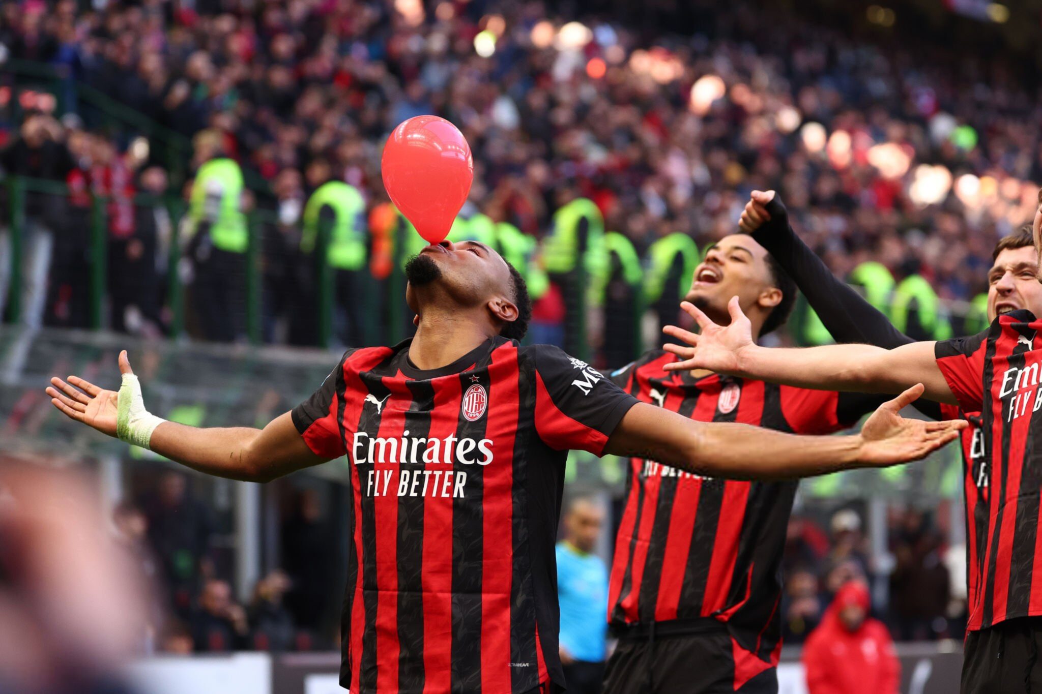 CorSport: AC Milan's Nkunku at a crossroads