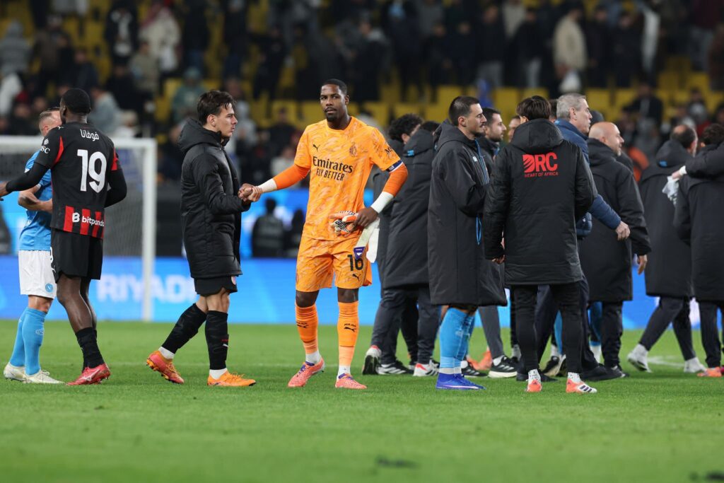 Milan struggle to find answers in Supercup semi-final vs Napoli