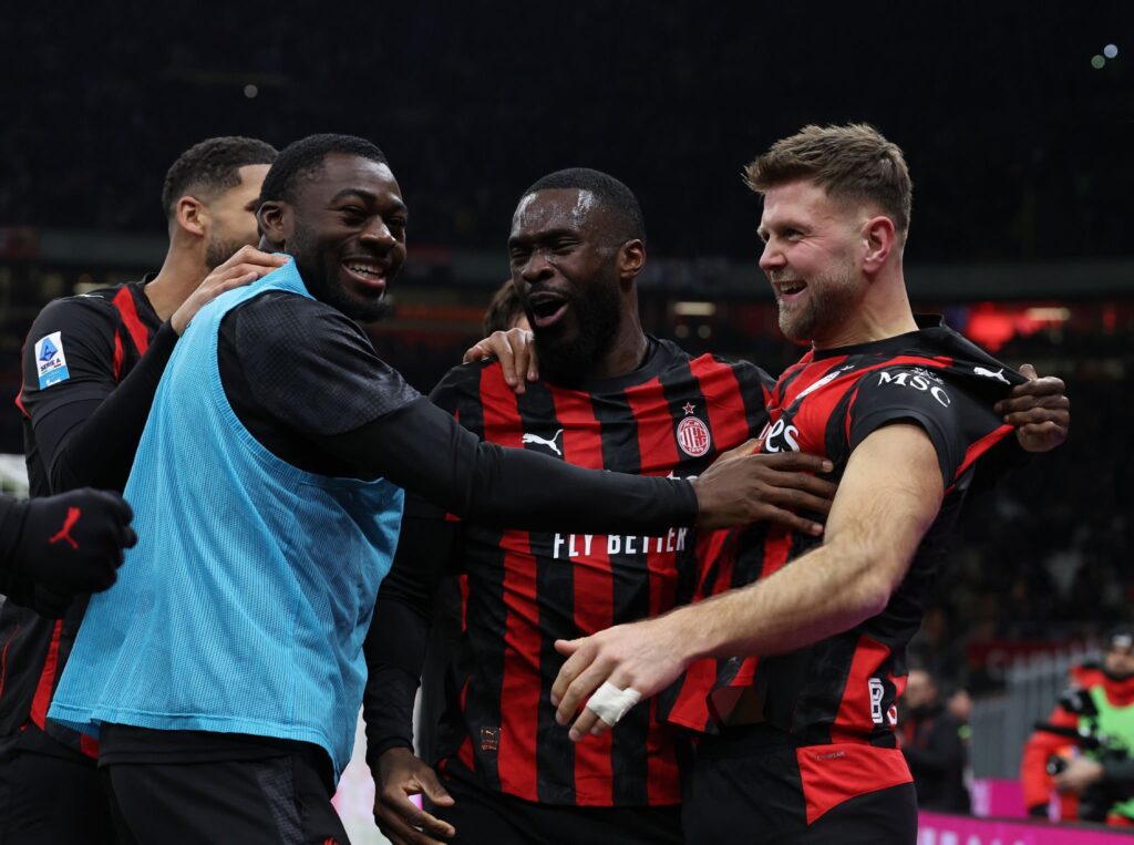 AC Milan's remaining Scudetto hopes hinge on Napoli clash