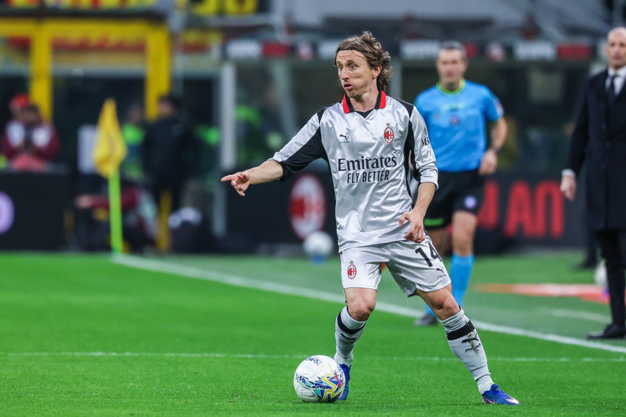 Luka Modric: either a renewal with Milan or a retirement, according to ...