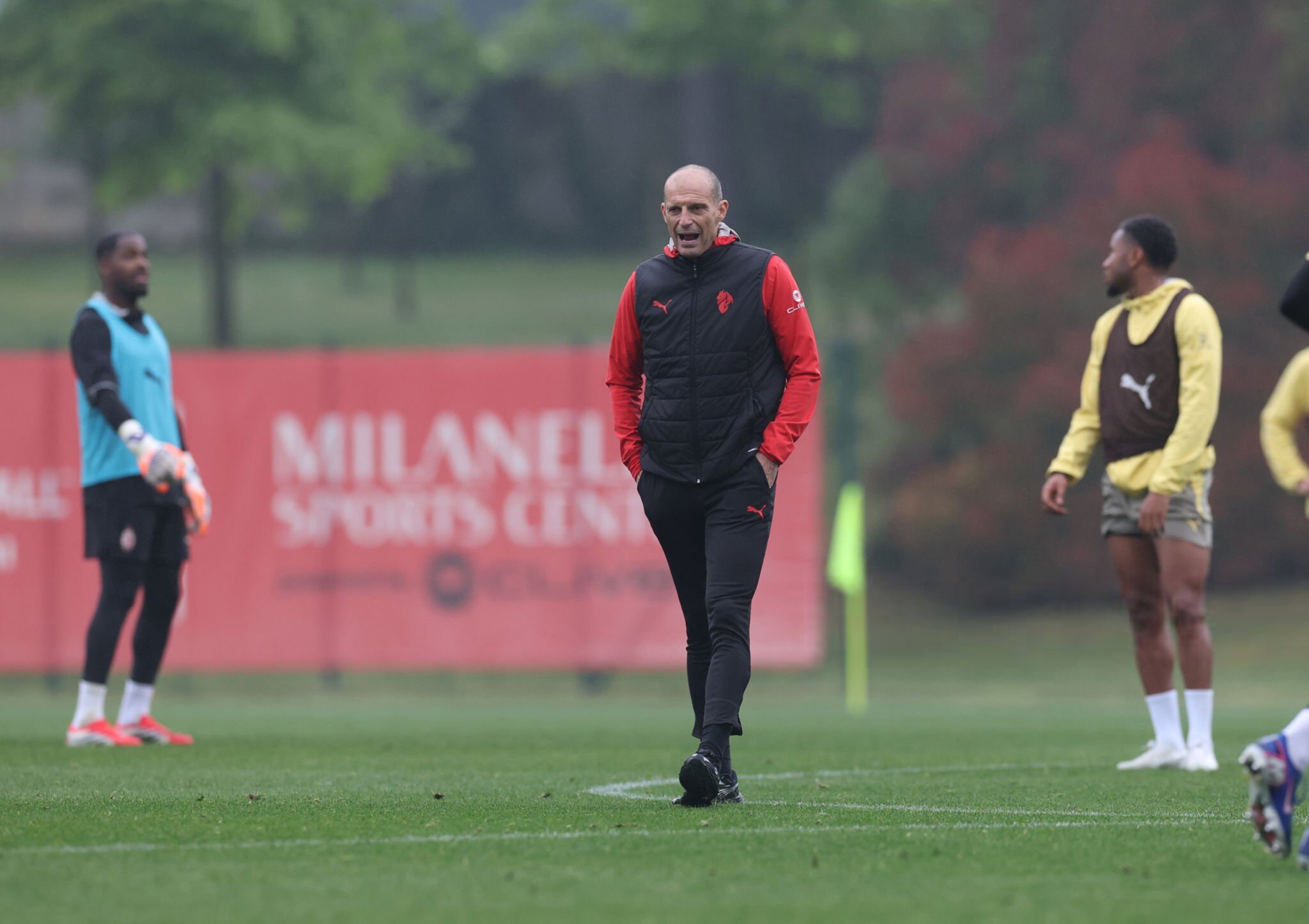 The Rossoneri unite at Milanello with Champions League destiny on the line
